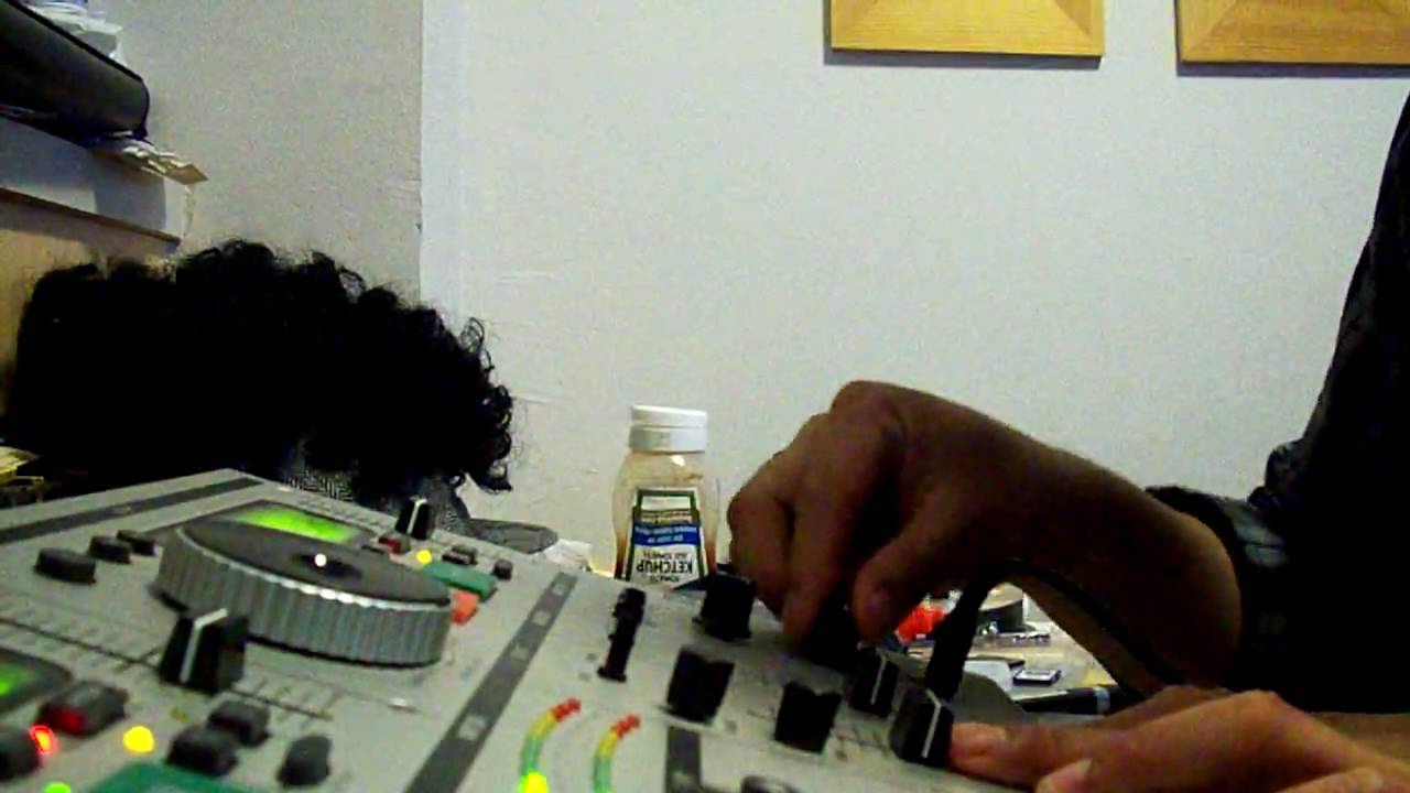 2010 hiphop set numark cdmix2 - YouTube