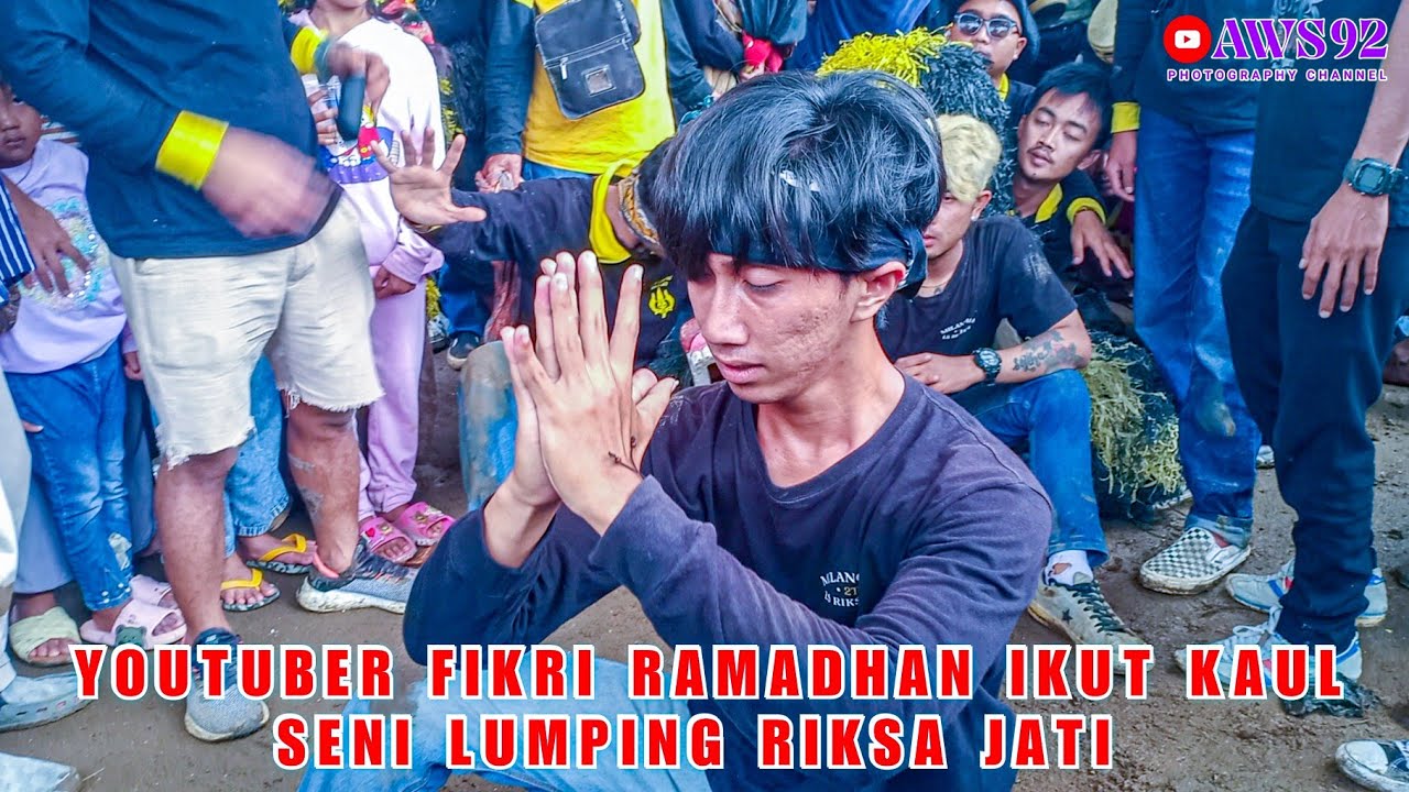 YOUTUBER FIKRI RAMADHAN IKUT KAUL DI SENI LUMPING RIKSA JATI DI MARKAS BESAR - YouTube
