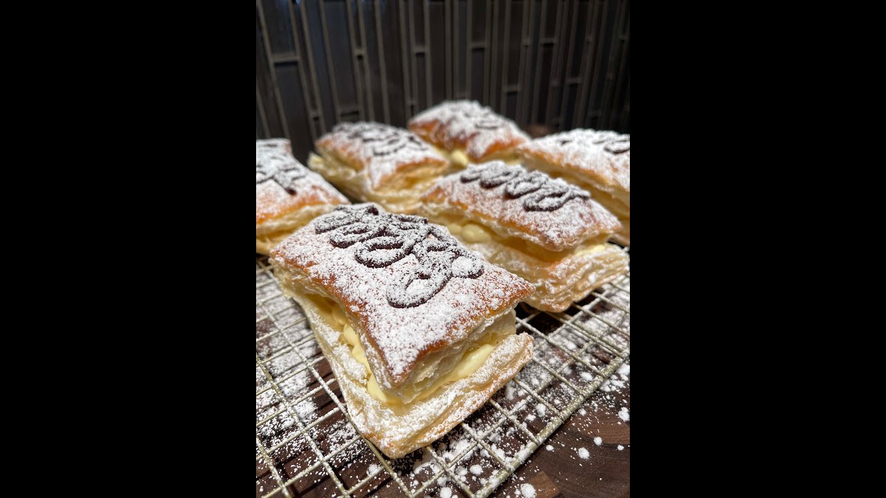 Snow Puffies inspired by Paalaa Kai Bakery in Oahu! - YouTube