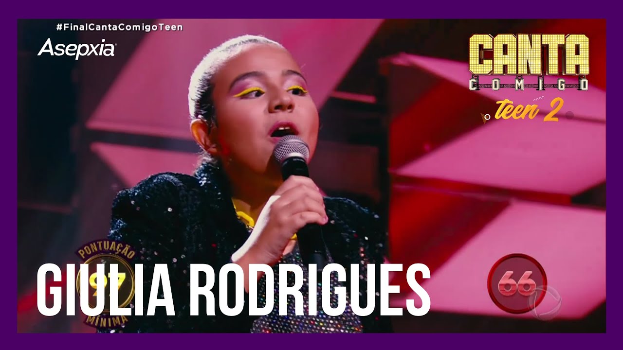 Giulia Rodrigues arranca choro com voz potente e encanta 99 jurados - YouTube