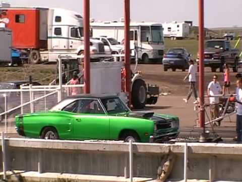 Dodge Super Bee/Drag Races - YouTube