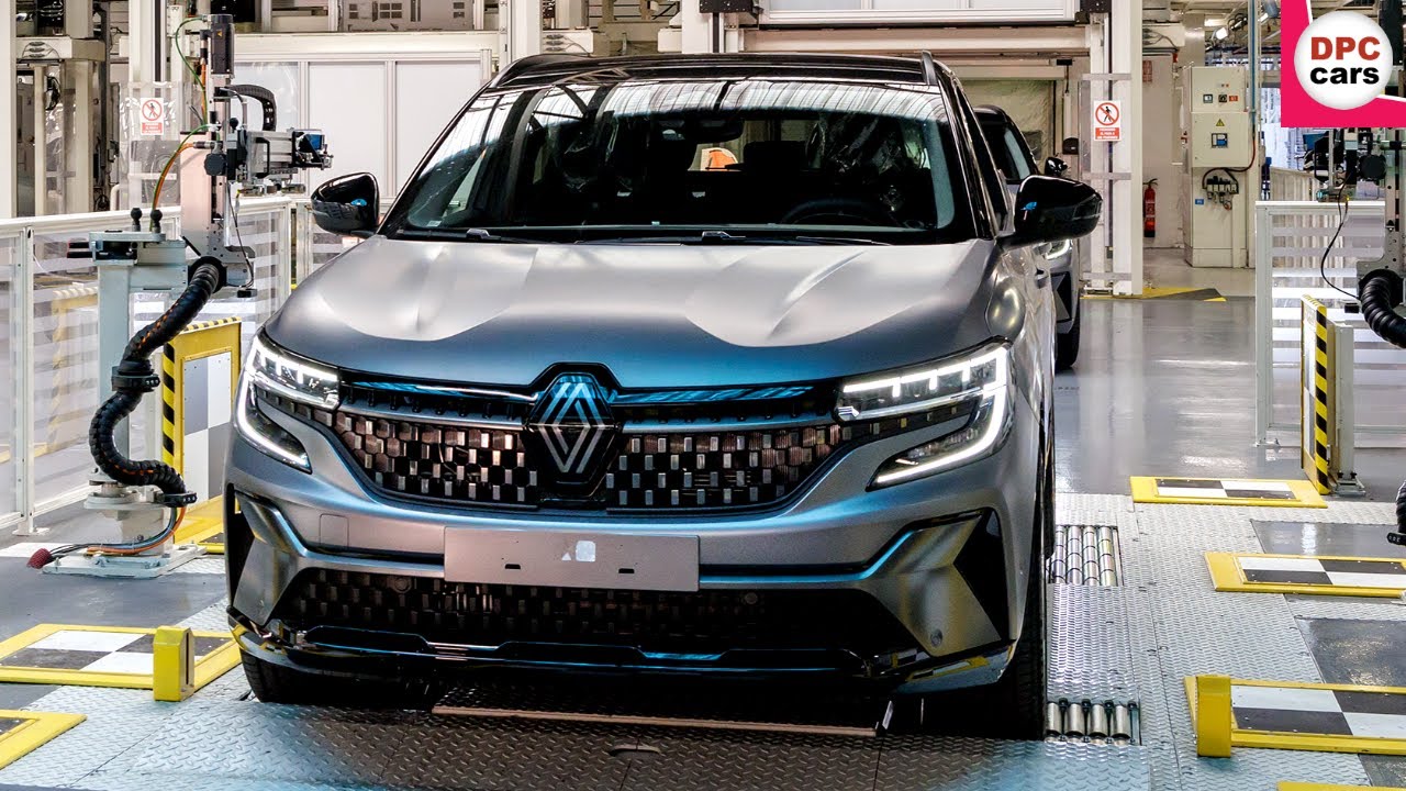 2023 Renault Austral Production in Spain - YouTube