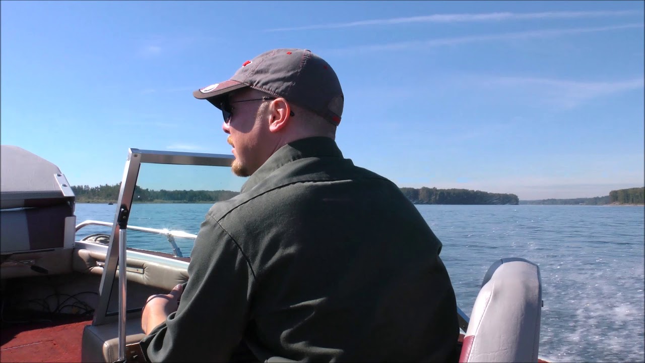 1985 Blue Fin Sportsman 16 Water Trial - YouTube