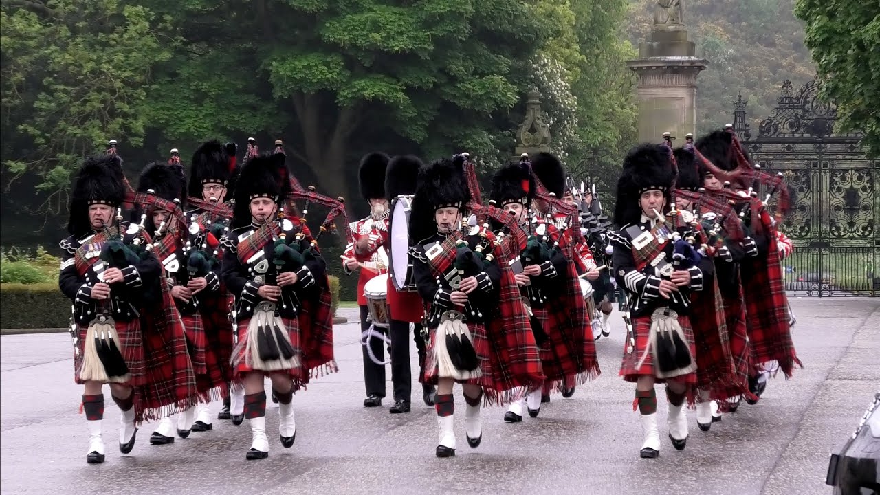 Scots Guards Pipes and Drums and 5 SCOTS Mounting of The Guard at ...