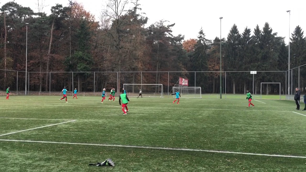 PSV training - YouTube