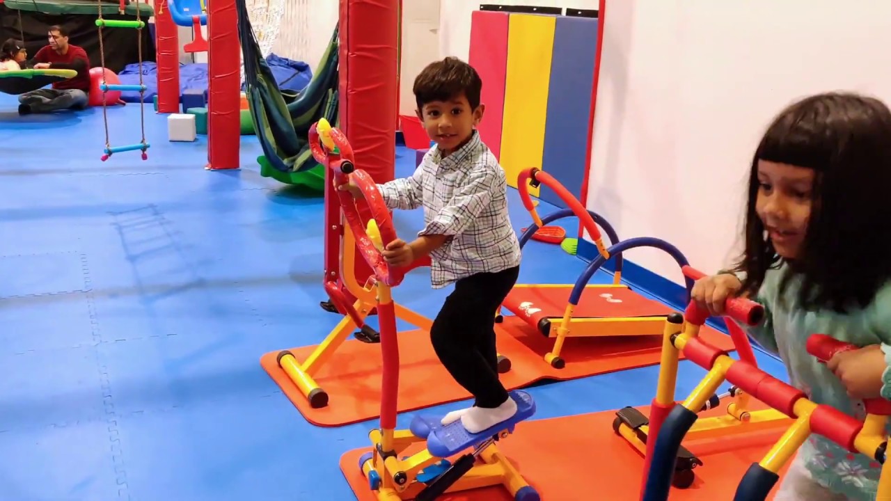 Indoor PLAYAREA /KIDS GYM with ZIPLINE and more adventures - YouTube