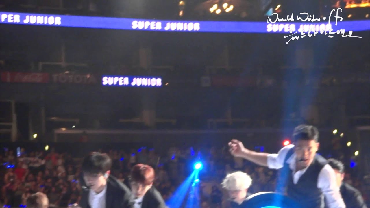 HD 150801 KCON Super Junior DEVIL Face Crotch Butt Close-Up - YouTube