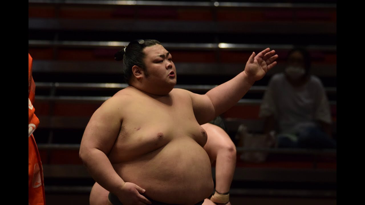 Meet NEW sekitori Bushozan - YouTube