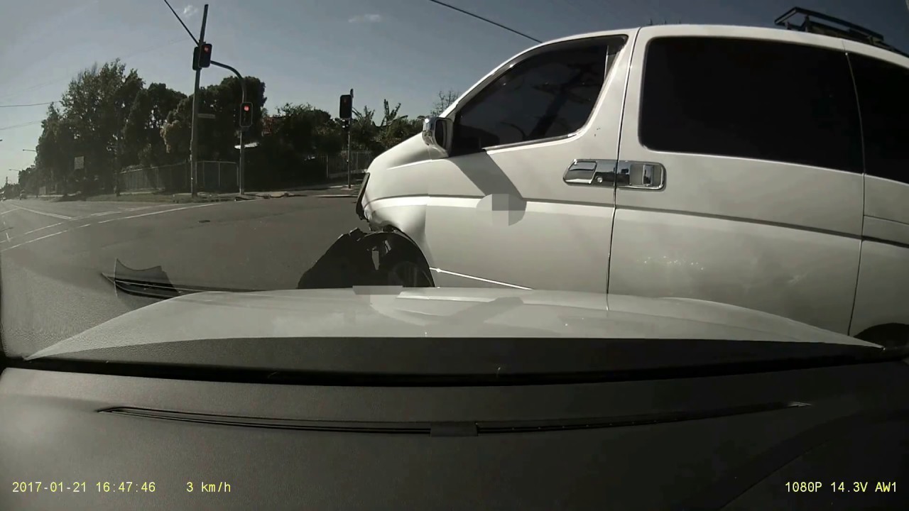 2016 Volkswagen VW MK7 Golf R Crash!!! - YouTube