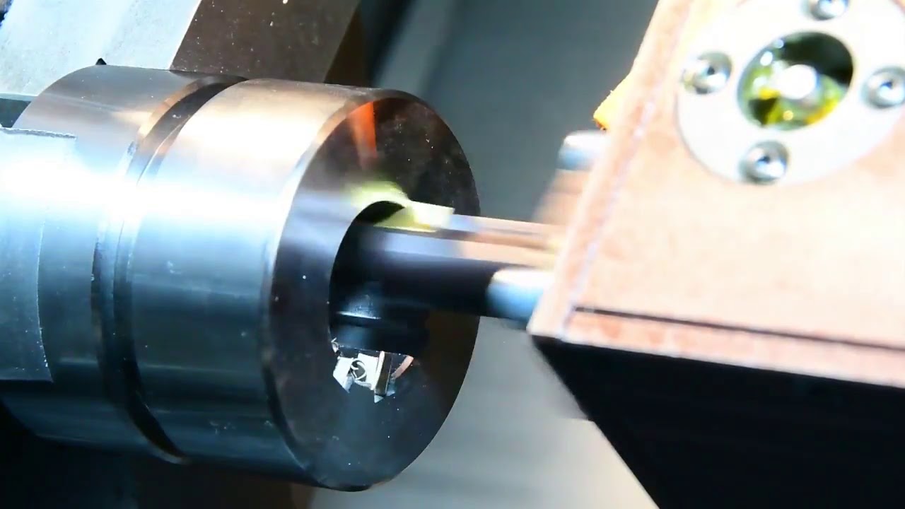 Usine, broche chavetas em segundos no seu torno CNC - YouTube