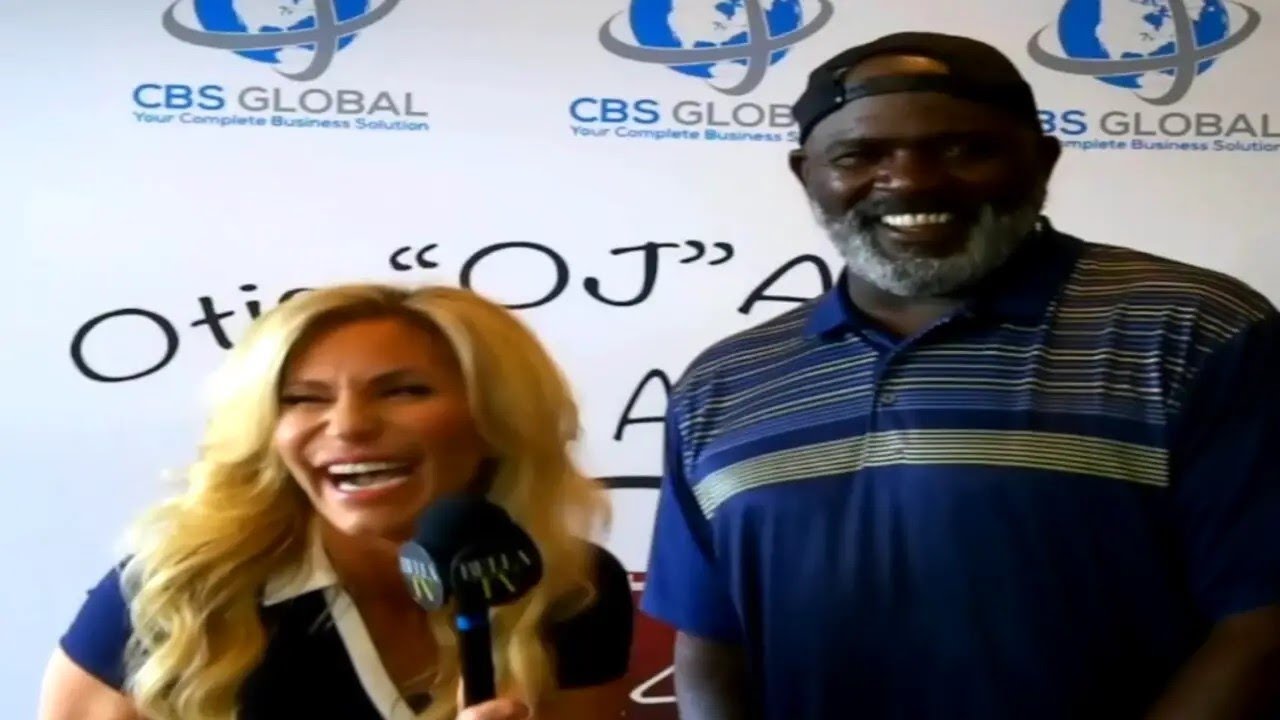 Shelli Stelmak interviews Lawrence Taylor at the 9th Annual Ottis OJ ...