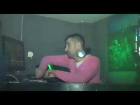 İstanbul, Bağcılar'da Bir Gay Bar (!) - A Gay Club in Bagcilar, Istanbul (!)