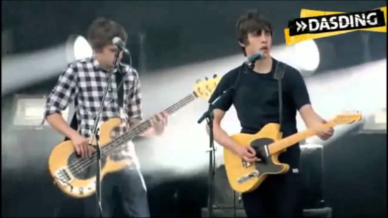 Jake Bugg - Lightning Bolt (Rock am Ring Germany 8 June 2013) - YouTube