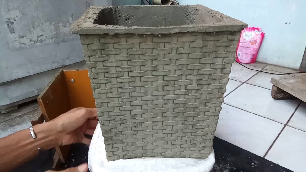 Casting cement pot using rubber mold - YouTube