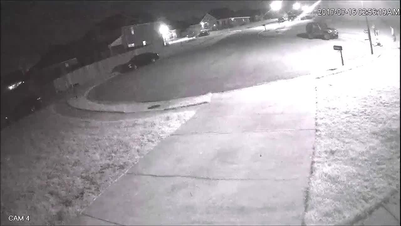WATCH: Car Burglary Suspects Caught on Camera - YouTube