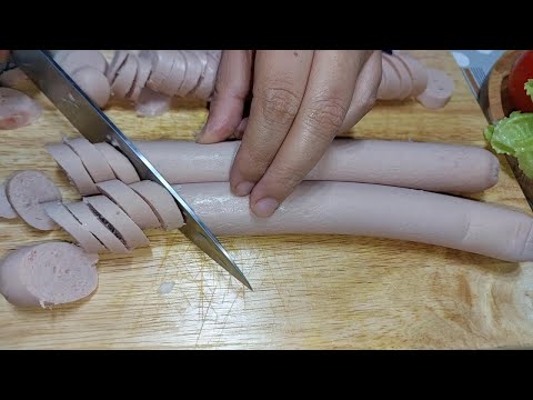 Bandari Sausage is a famous food of South Iran 🇮🇷  Iranian cuisine