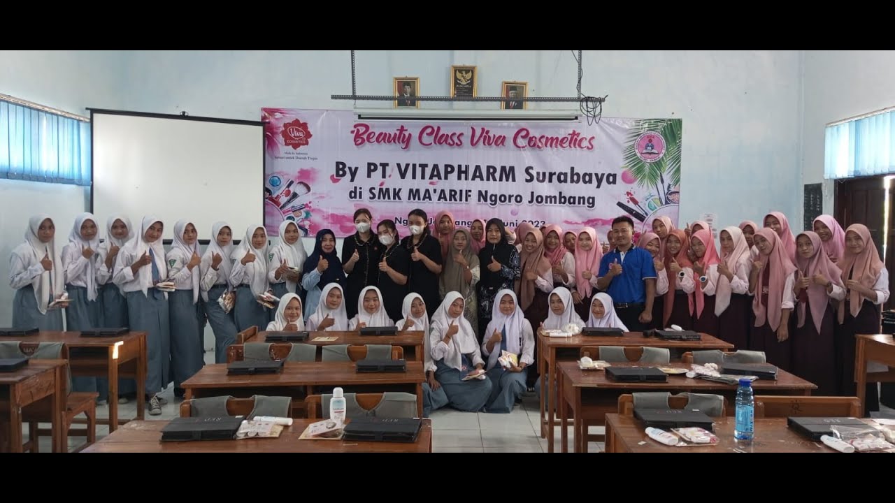 BEAUTY CLASS VIVA COSMETICS By PT VITAPHARM SURABAYA Di SMK MA'ARIF ...