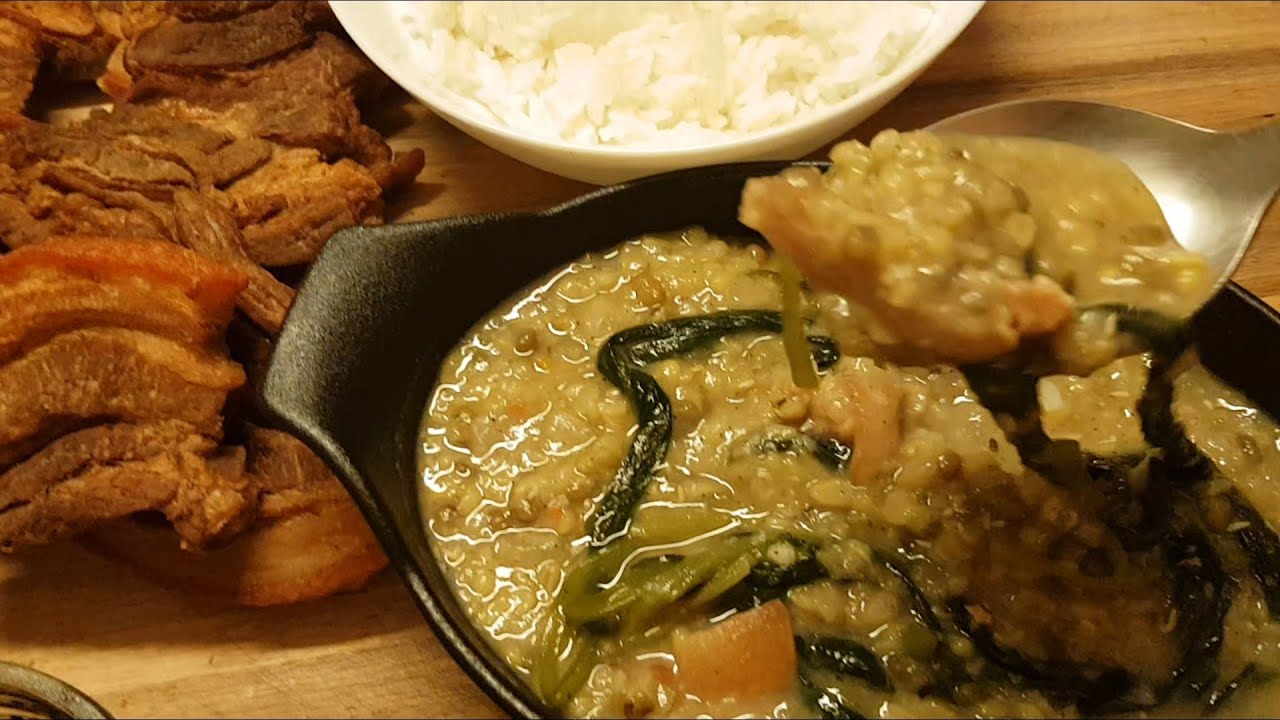 COOKING Monggo(balatong)/ Crispy Pork Liempo/ Ka Sarratenos - YouTube