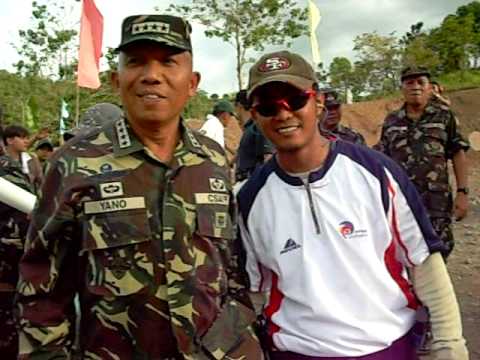 oren fernandez with Gen. Alexander Yano 2009 - YouTube