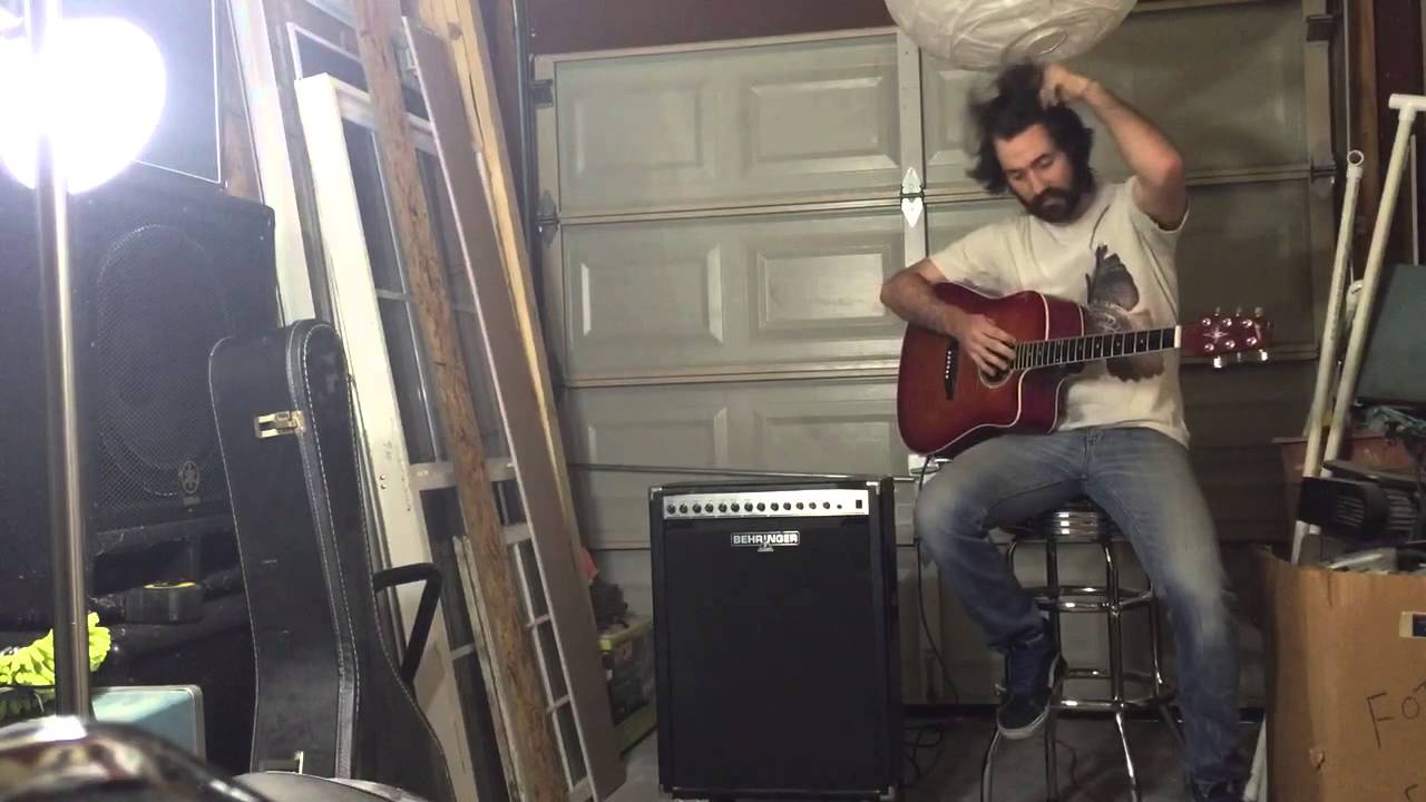 JACOB'S GARAGE (new guitar) - YouTube