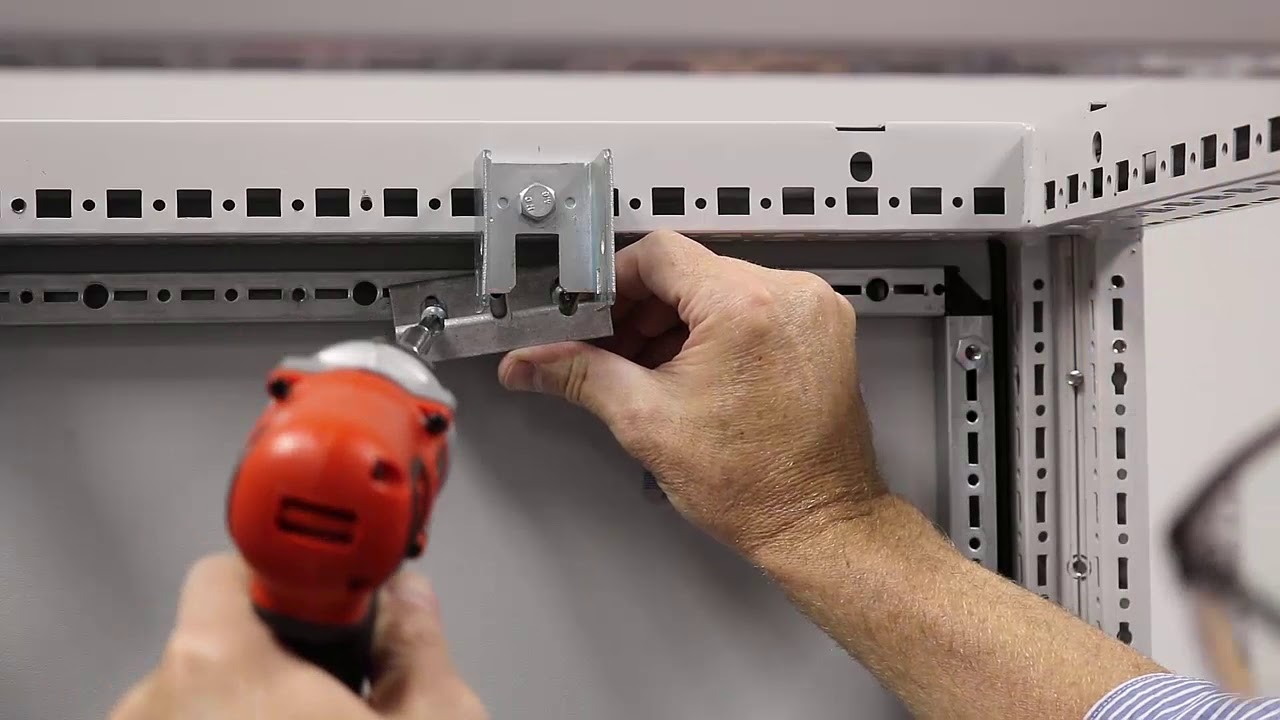 Installing a mechanical interlocking system for TS 8 large enclosures ...