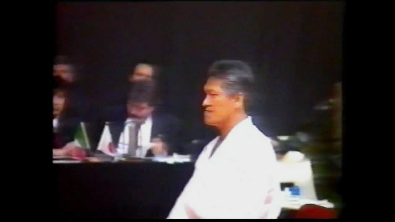 Sensei Mitsuo Inoue-Demonstration (HD) - YouTube