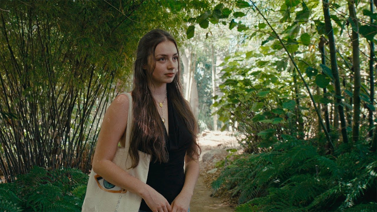 Elizabeth | Sony fx30 - YouTube