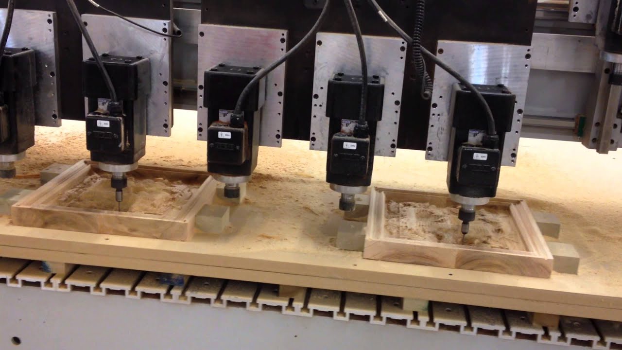 MultiCam 7000 router at Camcraft 3D - YouTube