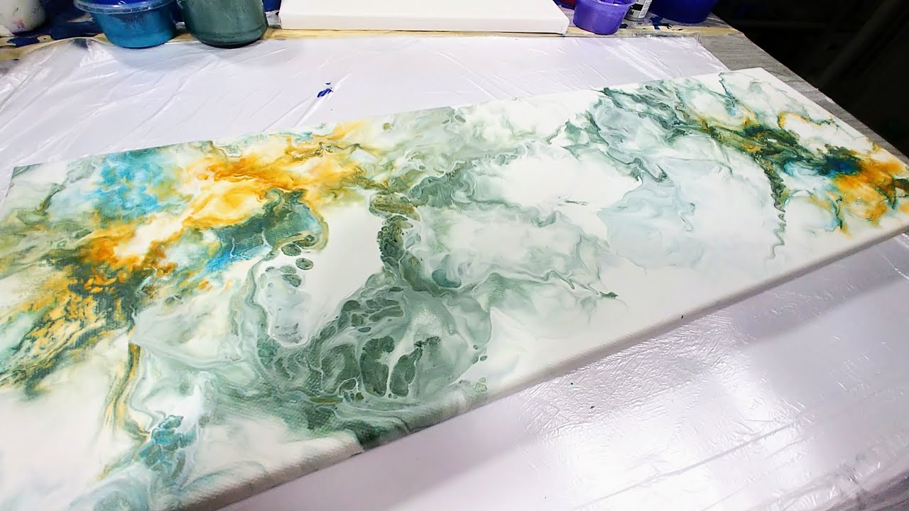 Acrylic pouring : Double puddle dutch pour with metallic acrylic paint ...