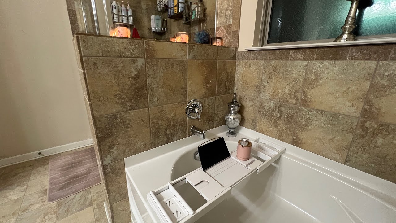 Master bathroom clean with me…… Motivational cleaning#cleaning # ...