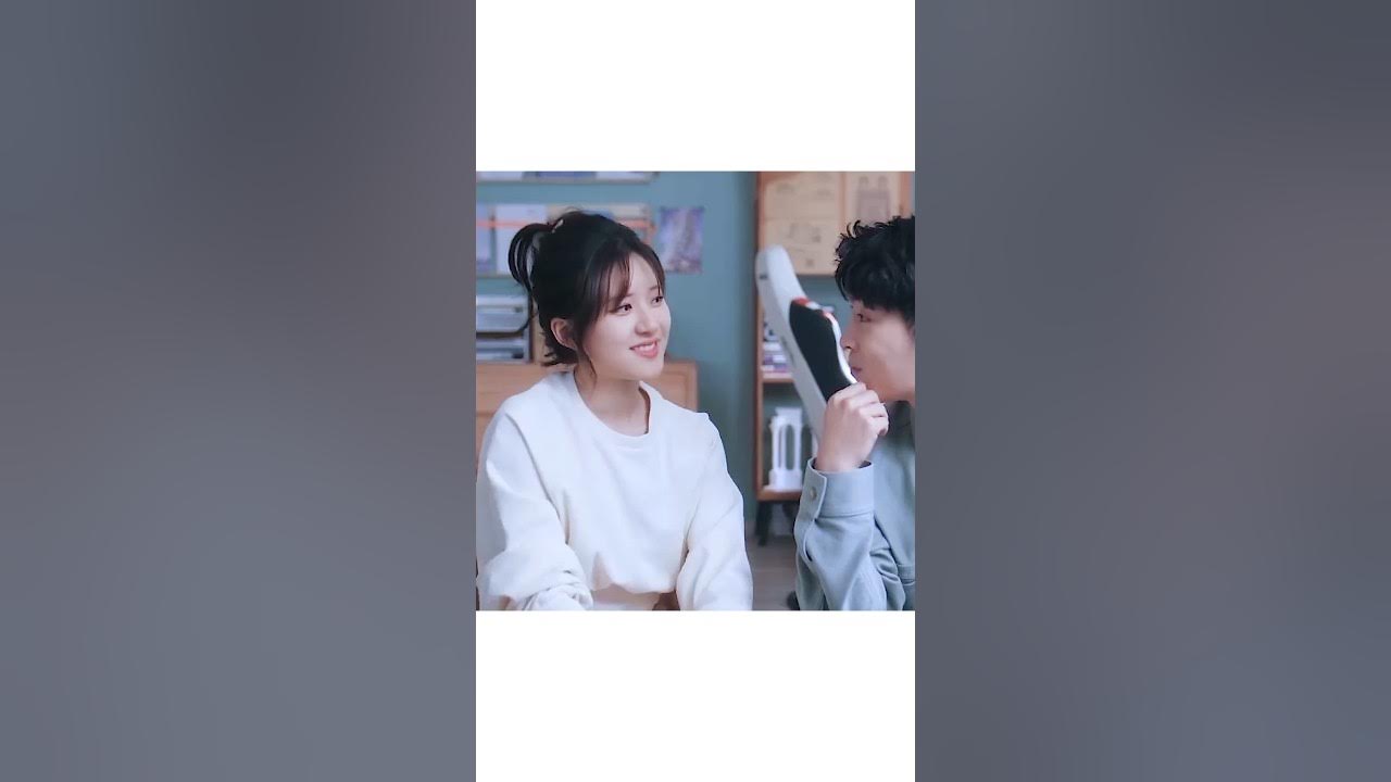 要小心, 妹妹突然的狗腿#趙露思#馬伯騫#偷偷藏不住 #hiddenlove #zhaolusi #chenzheyuan #shortvideo #youtubeshorts - YouTube