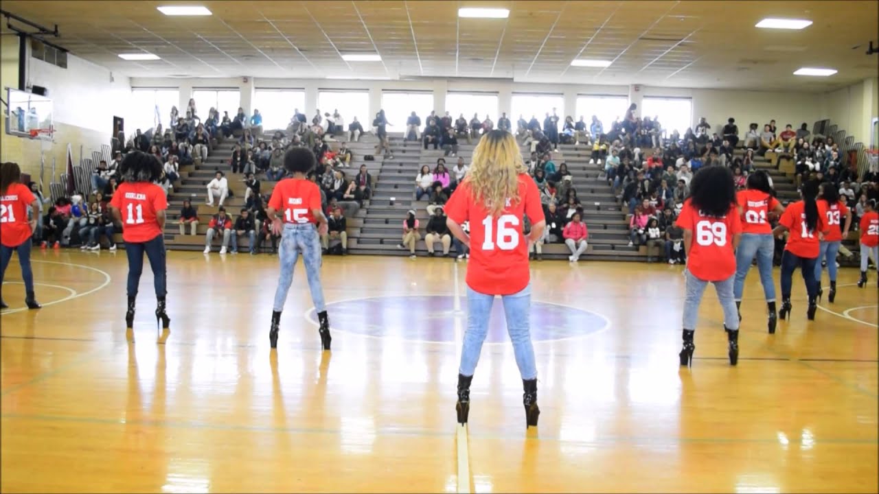 FHHS Winter Pep Rally - Iconic Models (02-19-2016) - YouTube