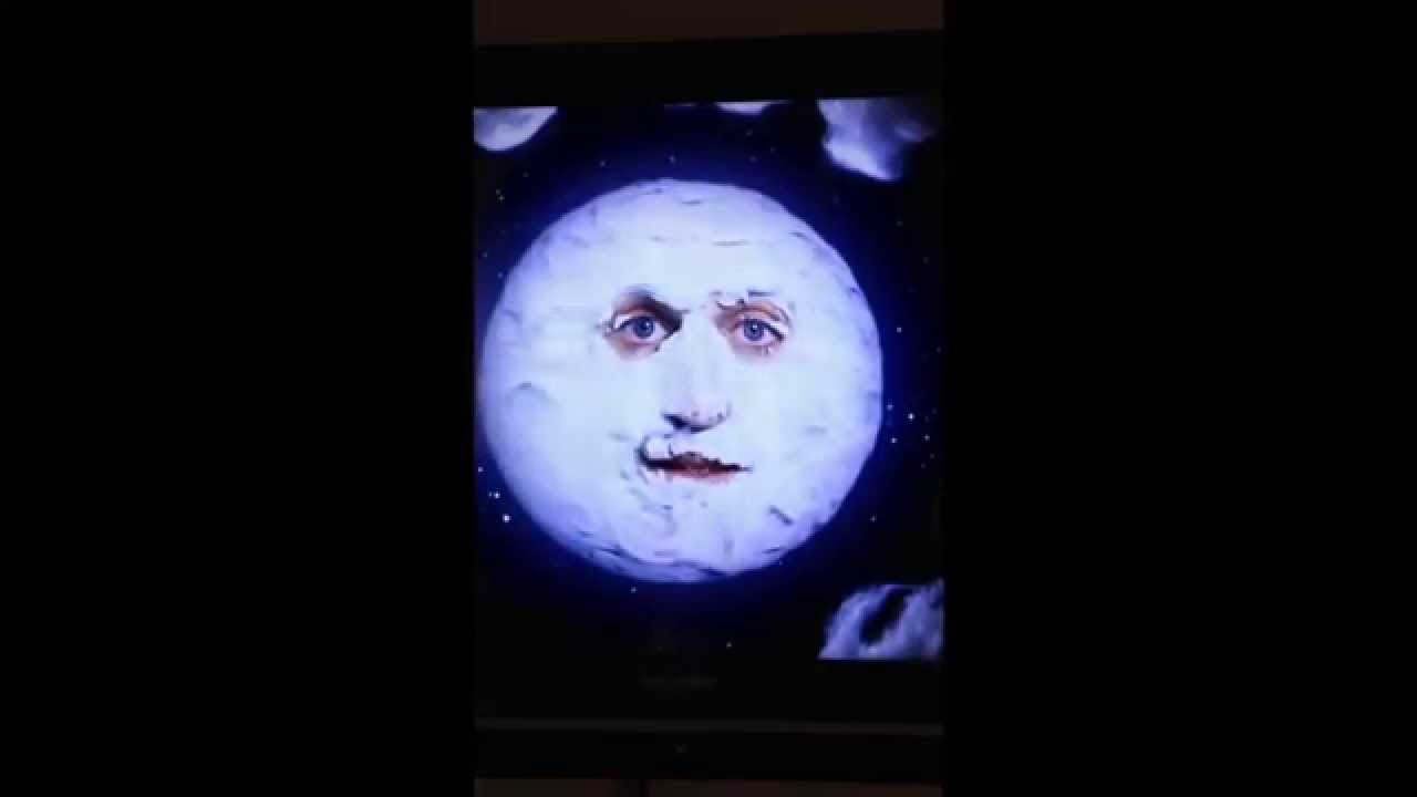 The Moon from The Mighty Boosh. - YouTube