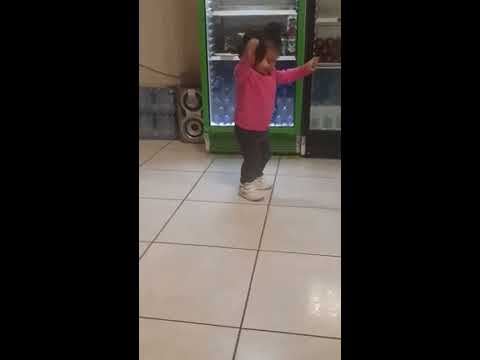 simay roman havasıda oynar :)