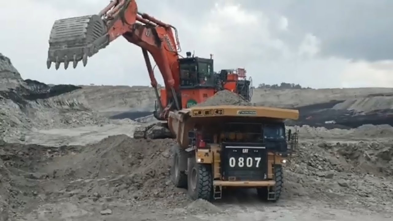 The material is hard to the point of smoking #mining #excavator # ...