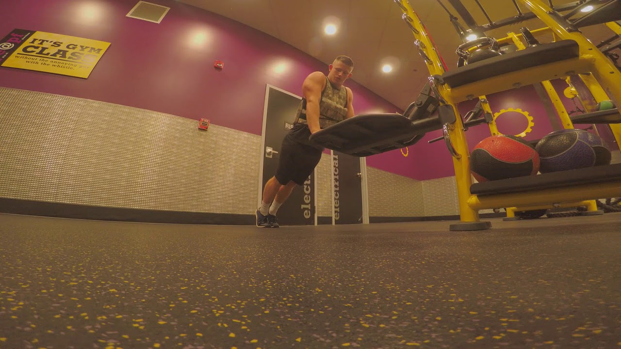 CRAZY CHEST AND TRICEPS WORKOUT!!! - YouTube