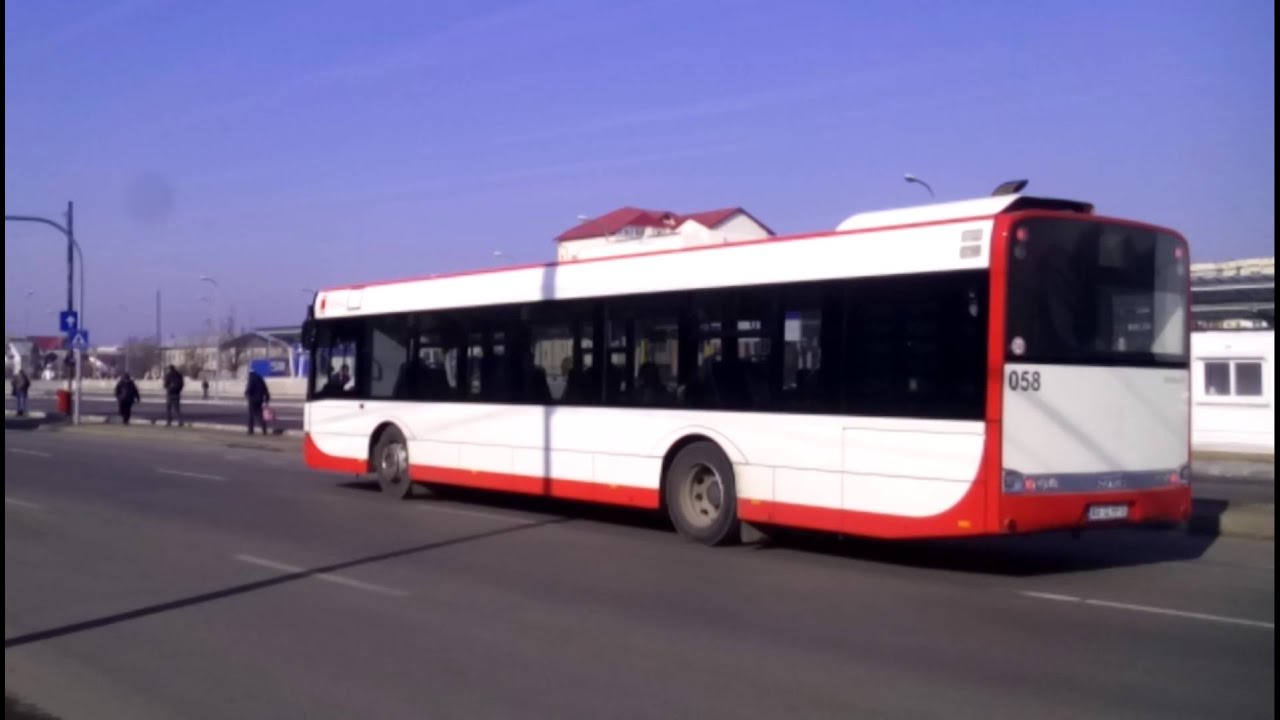 Pitesti: Autobuzul Solaris Urbino 12 #058 pe linia 19 in zona Garii de ...