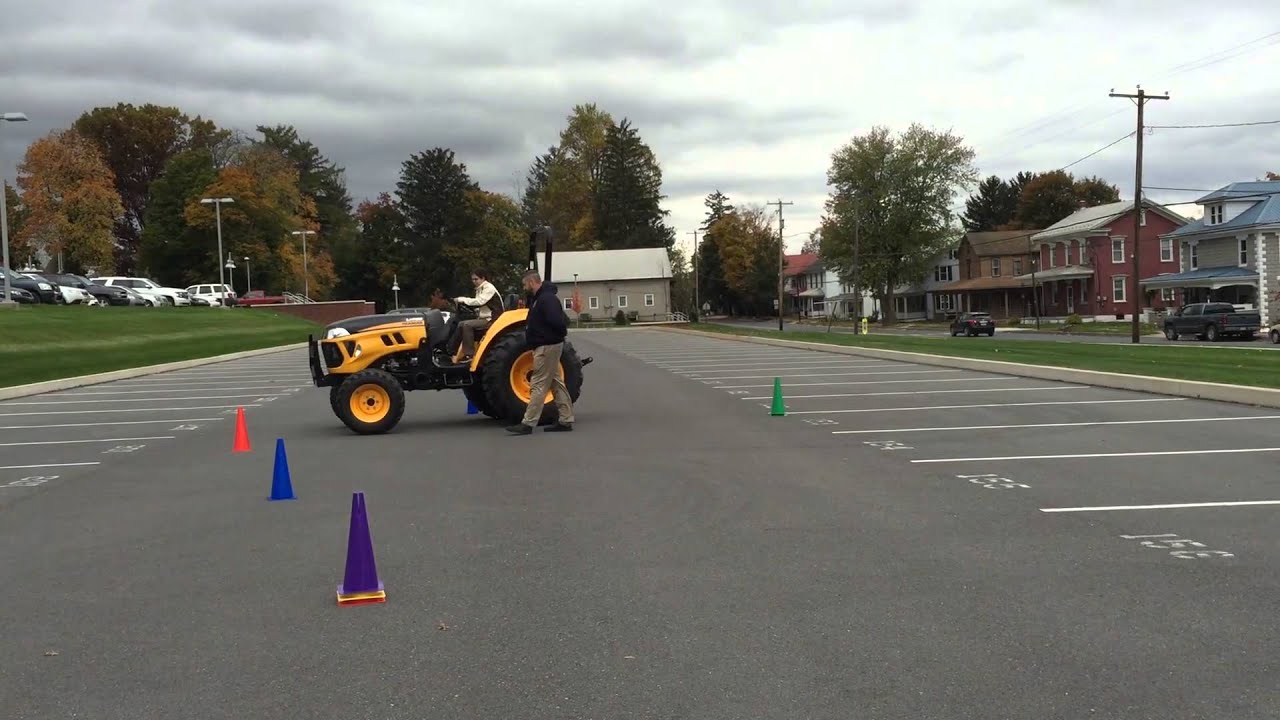 Tractor Obstacle Course at Midd-West - YouTube