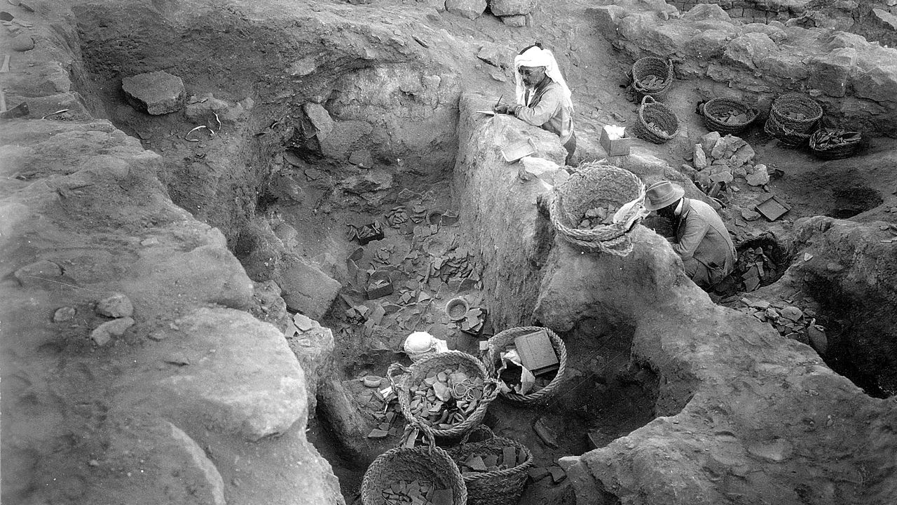 Felicity Cobbing: "John Garstang’s Excavations at Jericho" - YouTube