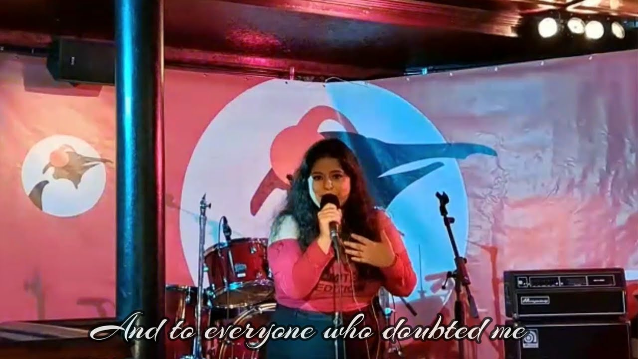 Catarina Rodrigues - L.A. {Lyric Video} - YouTube