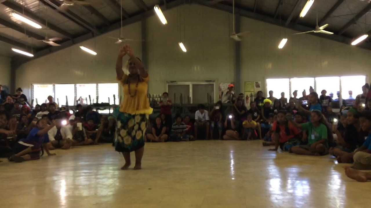 Opening welcome @ MHS pohnpei dancer💛 - YouTube