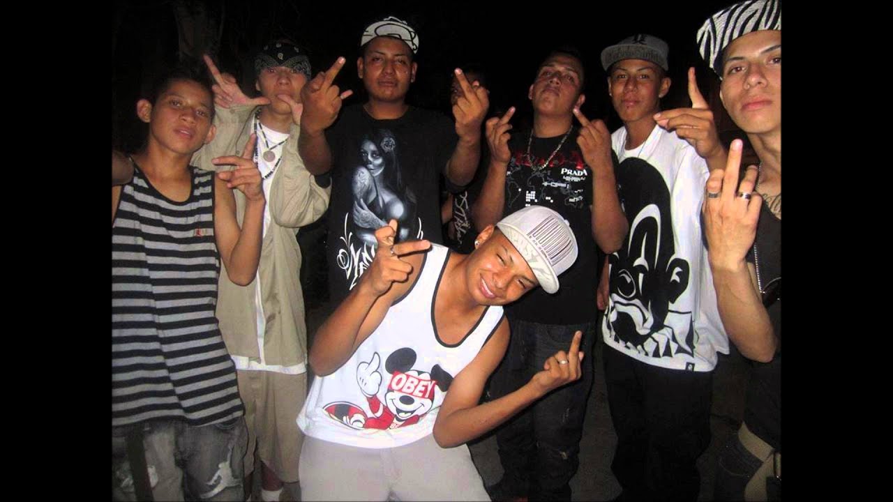 ME BALE EL BARRIO 13 - YouTube