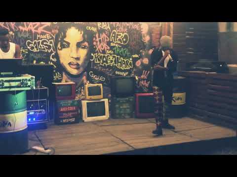 Eli YonG performed Owuo Mp3 at Kona Live