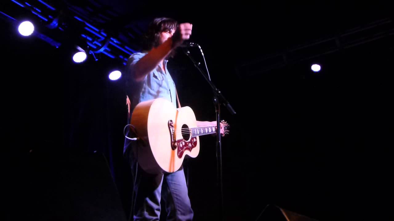 Rhett Miller talks about working with Jon McElroy, sings Nashville in ...
