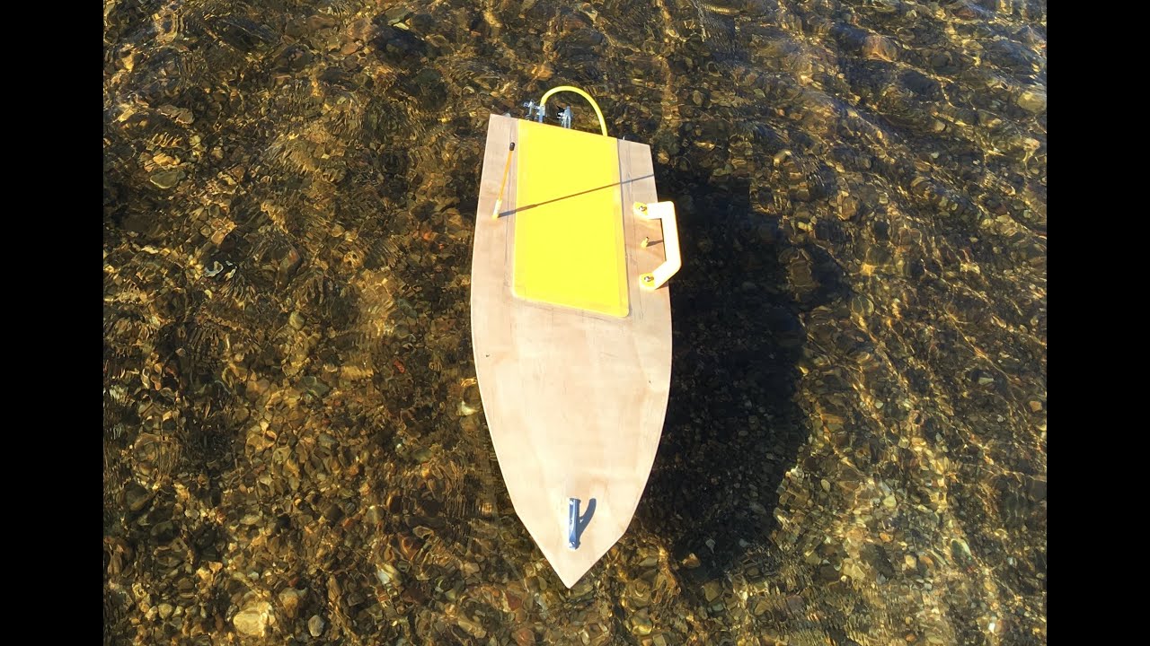 RC Boat Wild Thing 26" 3S - First test - Run #1 - YouTube