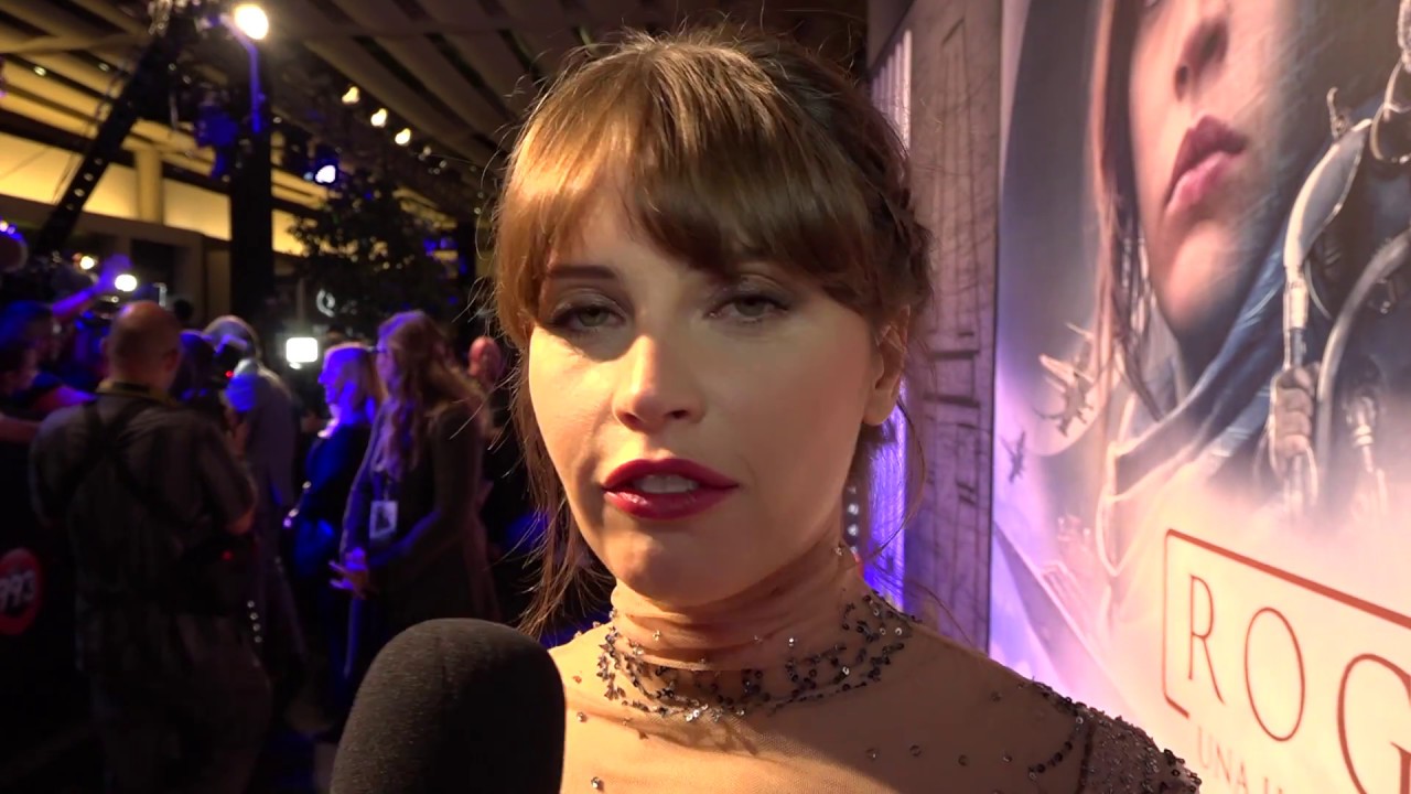 Rogue One Mexico Fan Event Interview - YouTube