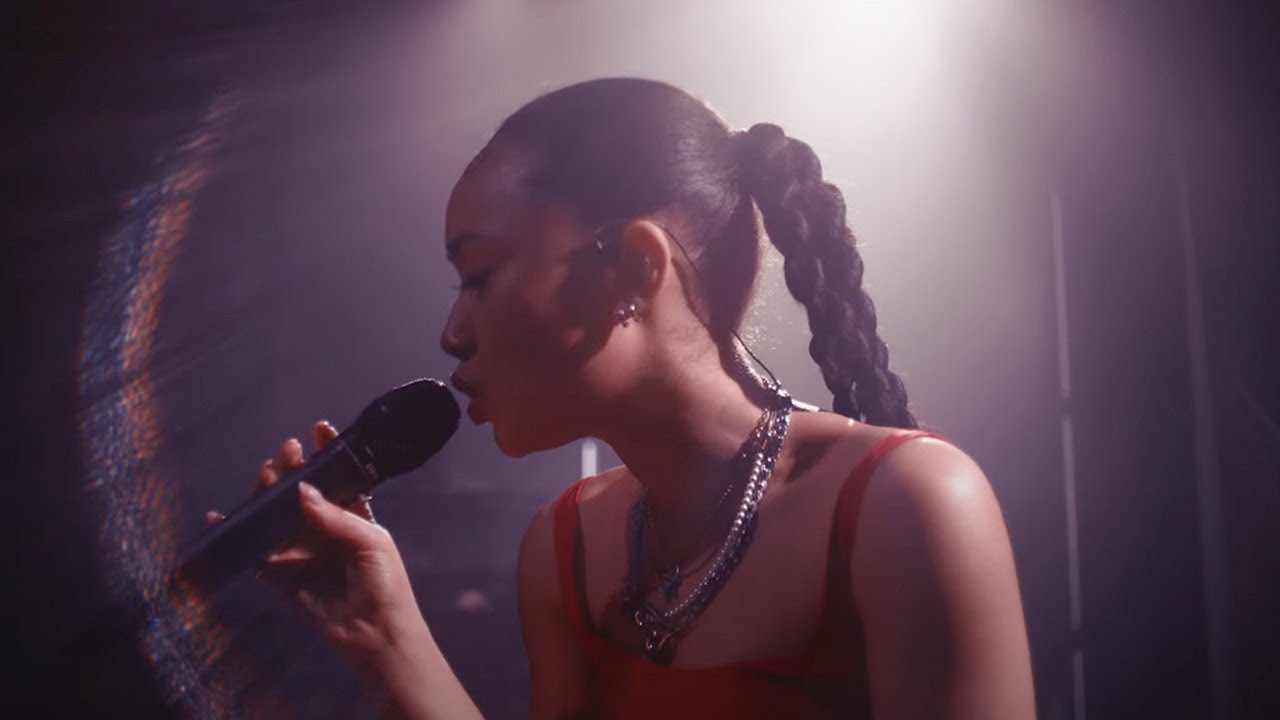Griff - Astronaut (Apple Music London Sessions) - YouTube Music
