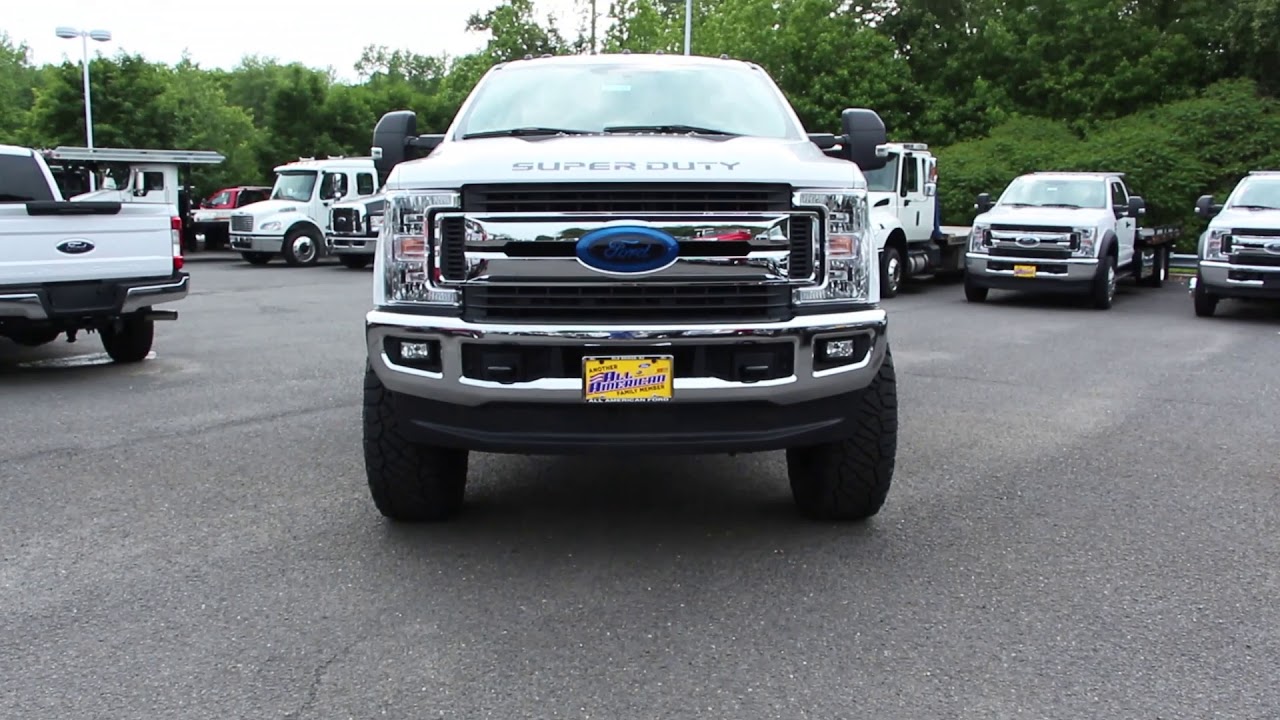 2019 Custom Ford F-250 XLT Walkaround - YouTube