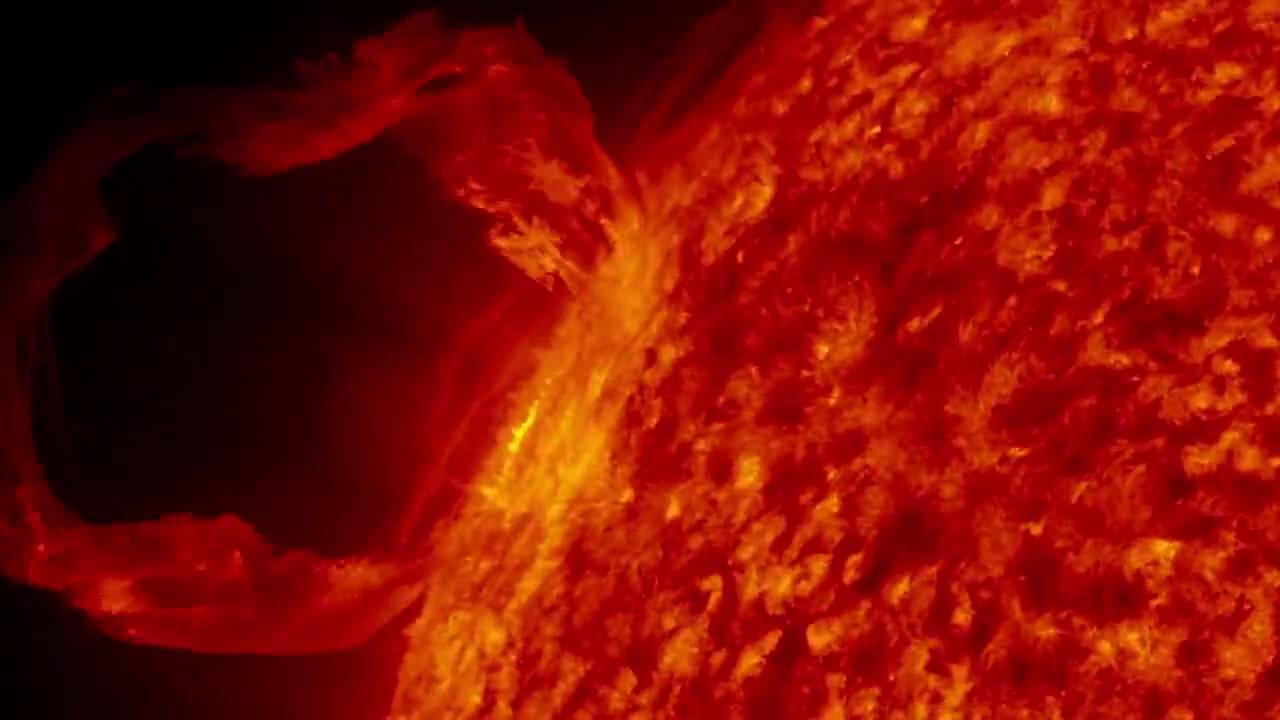 **AMAZING** First Close Up Video From SUN (First Light for the Solar ...