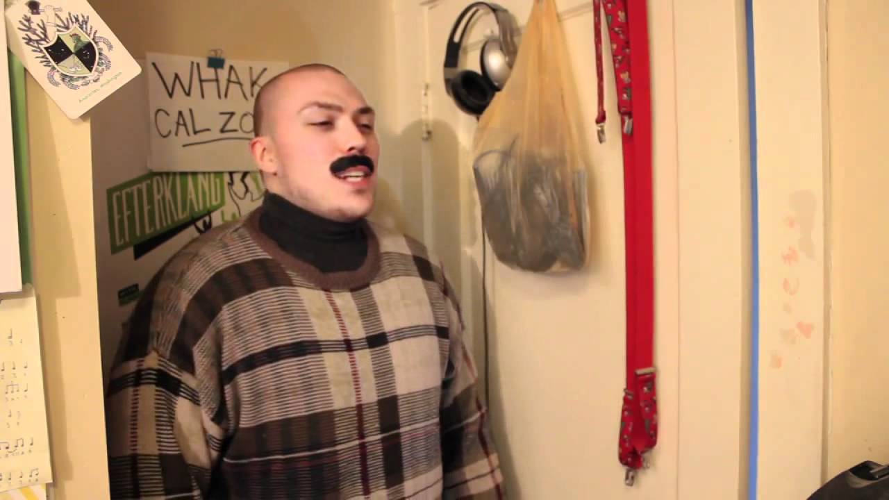 Cal Chuchesta Rapping Hot Fire(HD).mov - YouTube